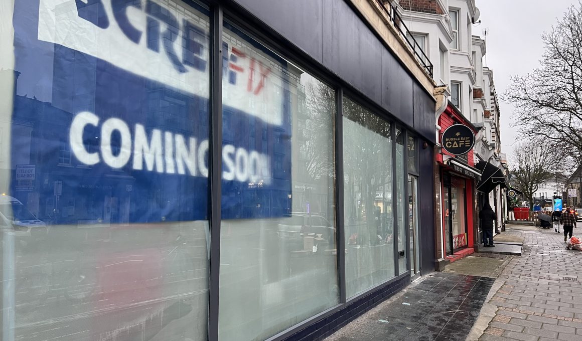 Empty Hare and Tortoise site gets new life as Screwfix opens in Putney ...